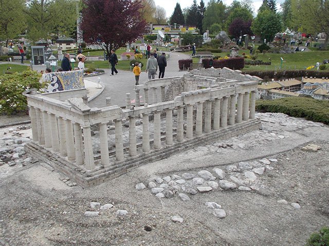 Miniature Landmarks Quiz